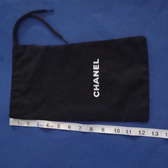 CHANEL | Bags | Vintage Small Black Chanel Drawstring Dust Bag White ...